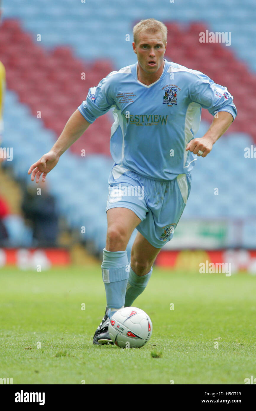 Hucknall town fa trophy final hi-res stock photography and images - Alamy