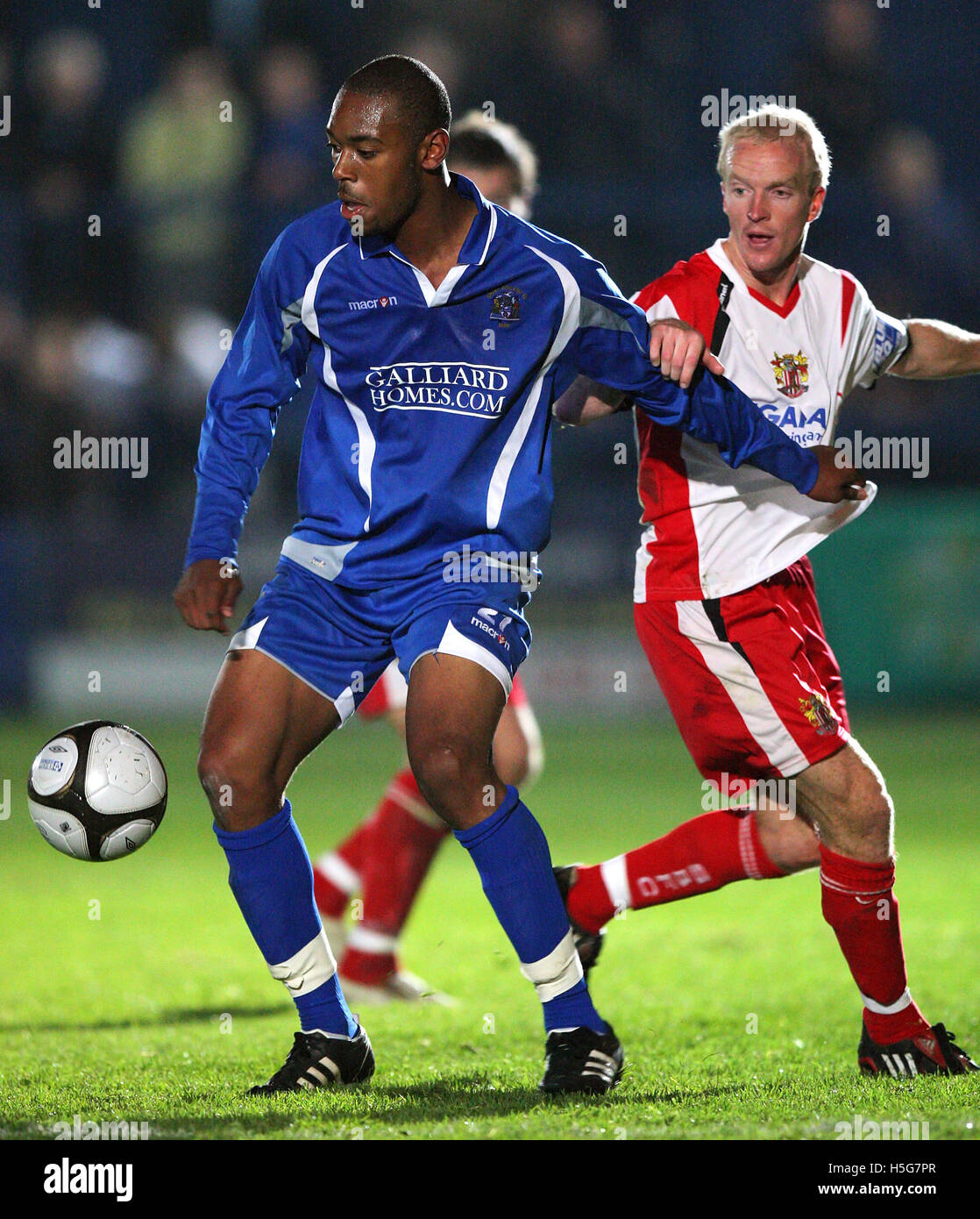 Kieron St Aimie (L) of Grays shields the ball from John Martin of ...