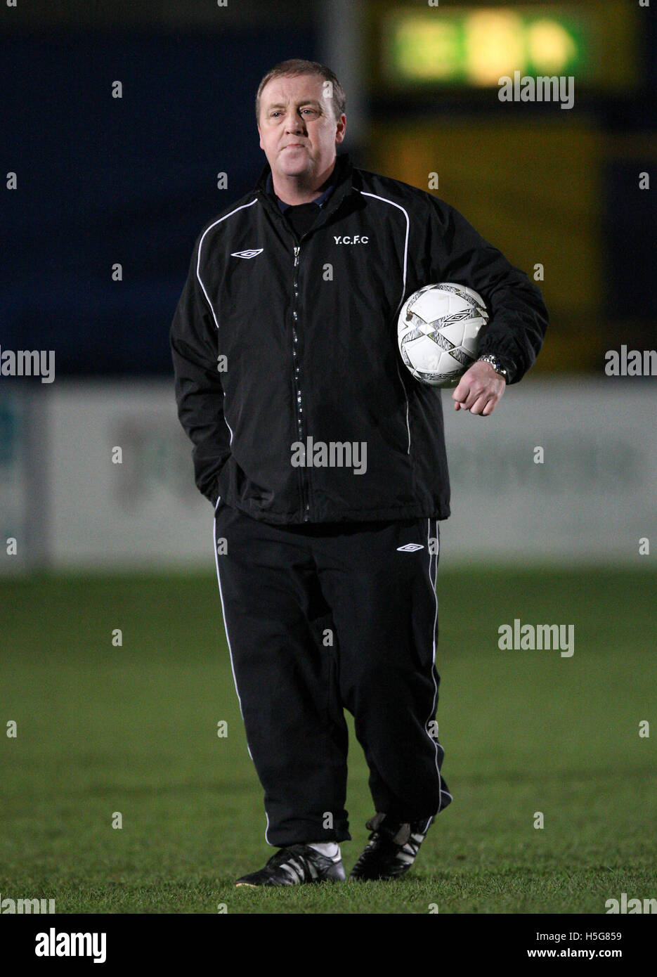 York City manager Colin Walker - Grays Athletic vs York City - FA ...