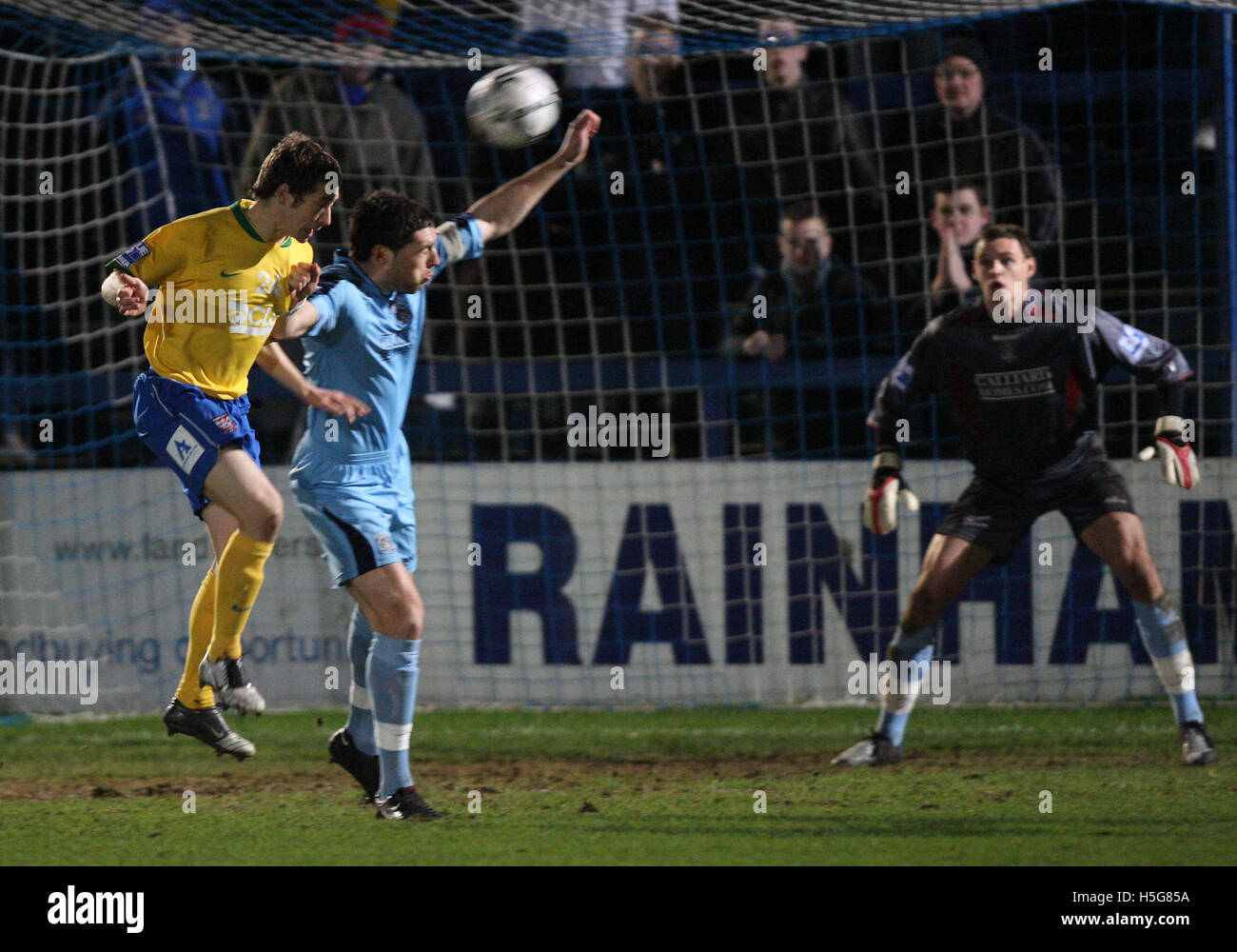 Anthony Lloyd of York goes close with an early header - Grays Athletic ...