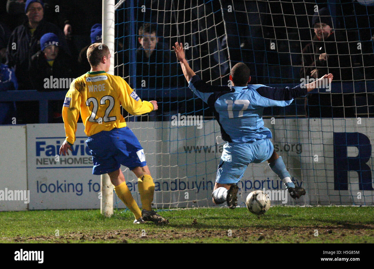 Nicky Wroe of York makes it 1-0 - Grays Athletic vs York City - FA ...
