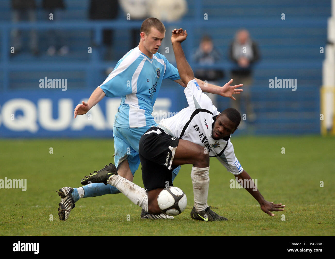 Barry Cogan of Grays in action - Grays Athletic vs Salisbury City ...