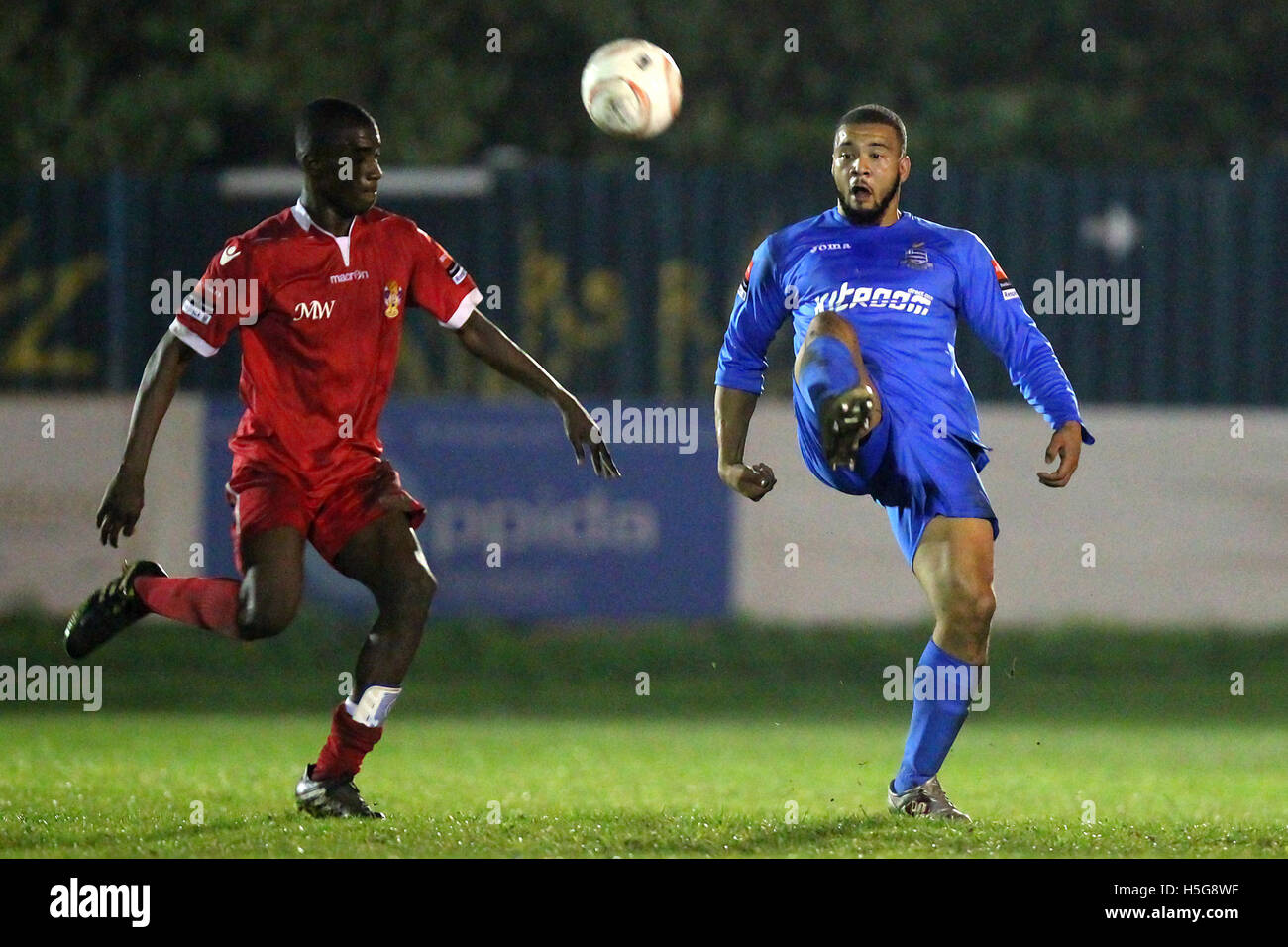 Leon Smith of Redbridge - Redbridge vs Aveley - Ryman League Division ...