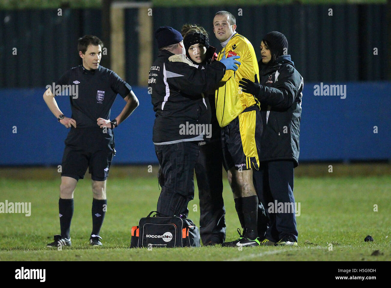 Injury concern for Thamesmead goalkeeper Robert Budd - Redbridge vs ...