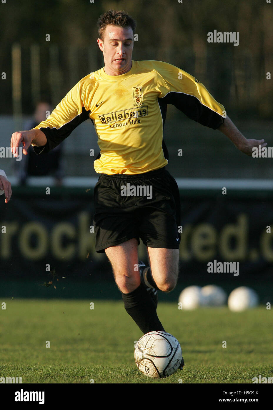 Football steve action hi-res stock photography and images - Alamy