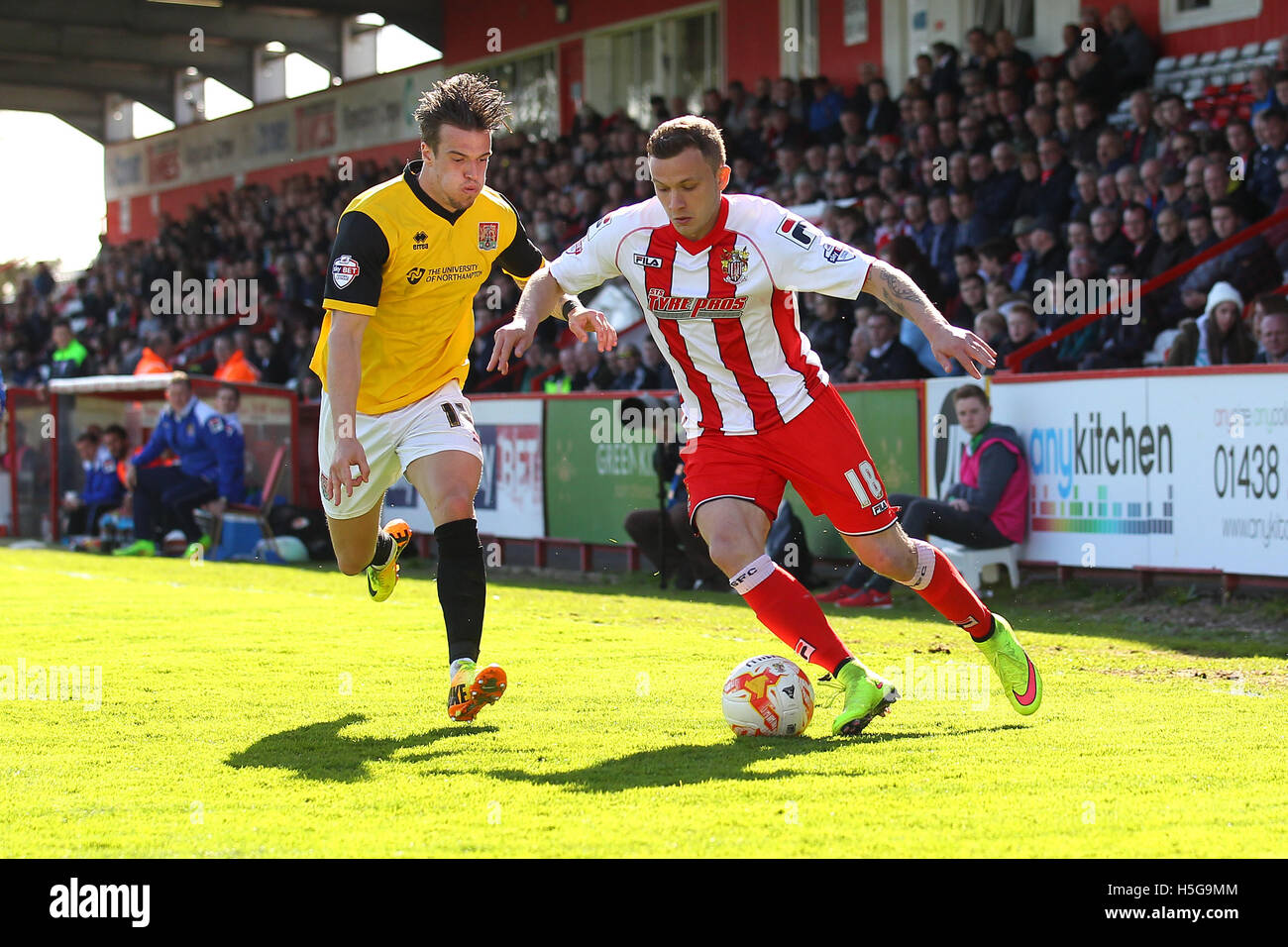 Dean Parrett of Stevenage and James Gray of Northampton Town ...
