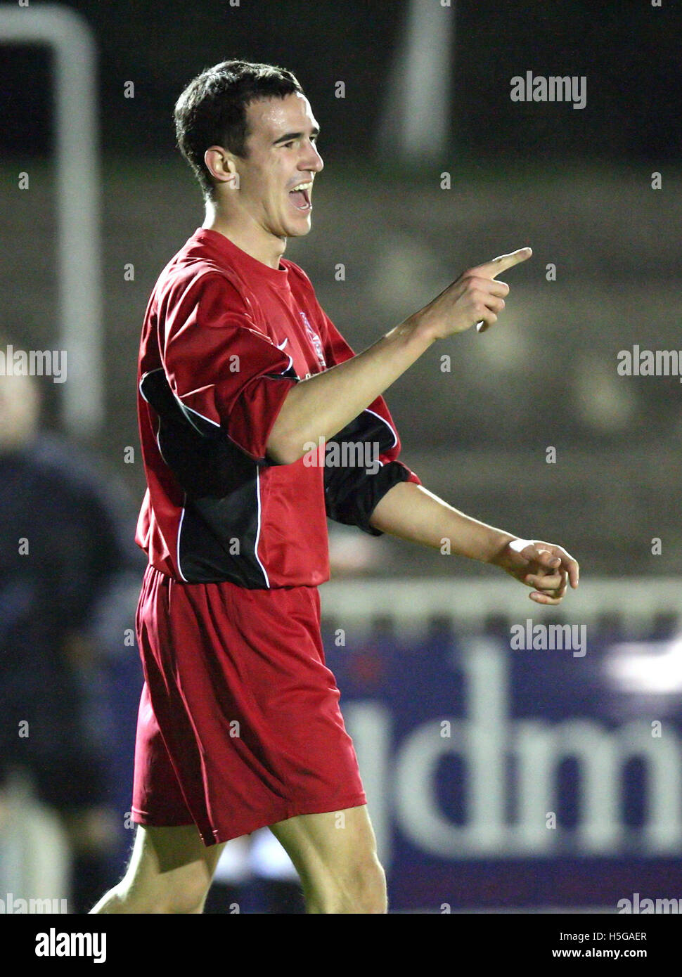 Danny Harris of East Thurrock celebrates his winning goal 3-2 - Cray ...