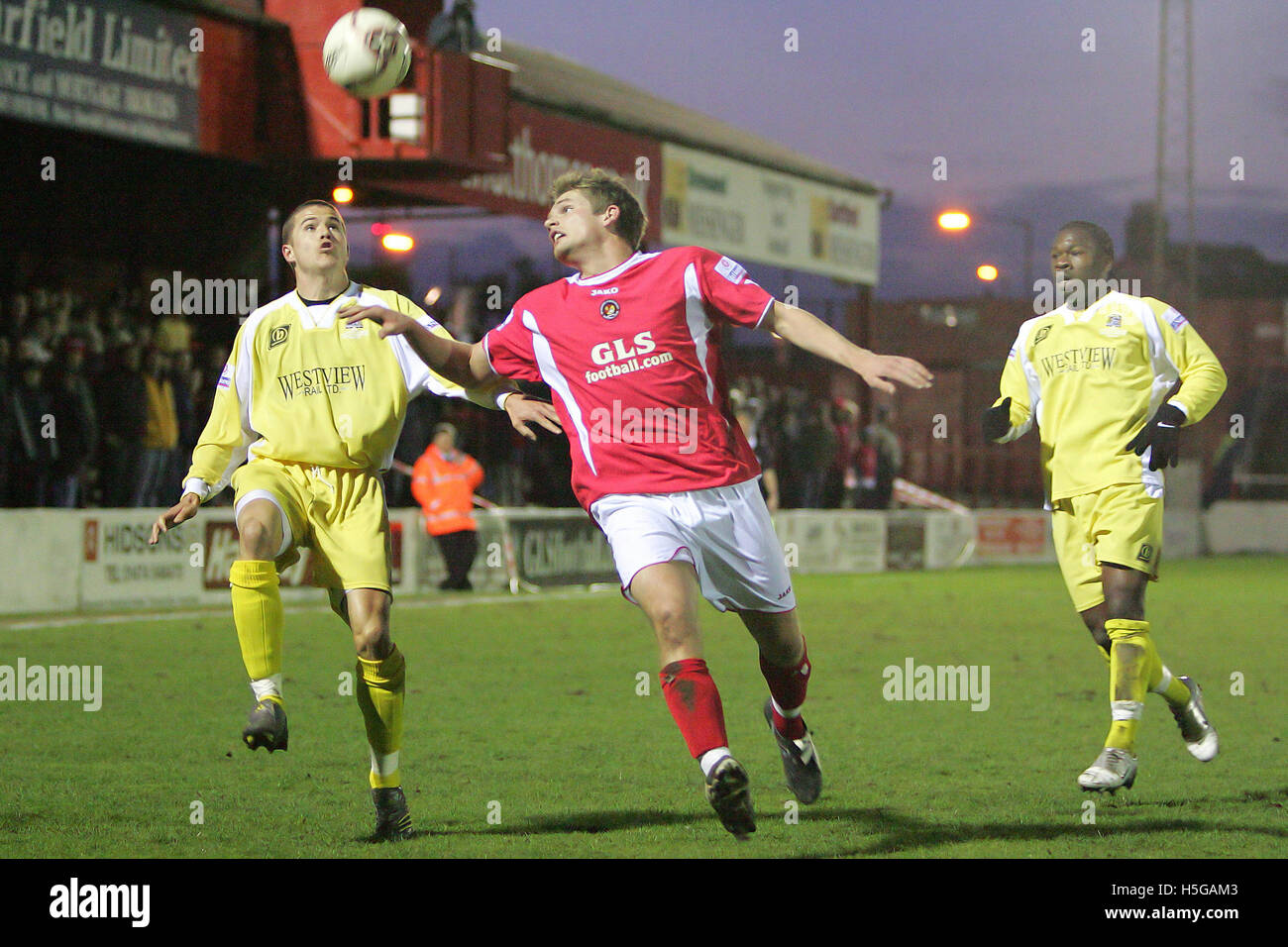 Football gravesend and northfleet hi-res stock photography and images ...
