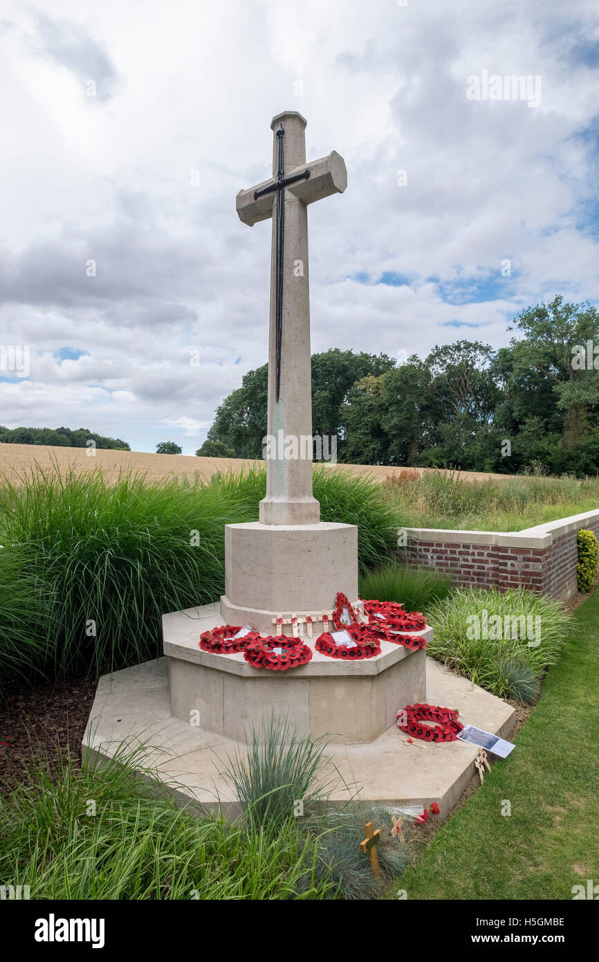 The Cross of sacrifice at Devonshire Cemetery, Mametz, France, with ...