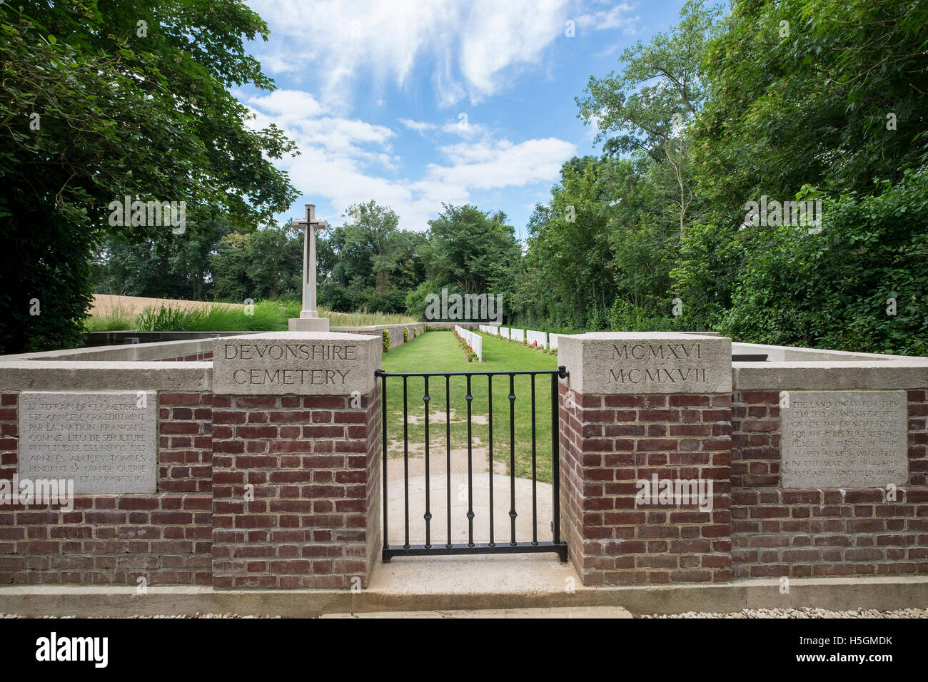 The entrance to the Devonshire Cemetery, Mametz, France Stock Photo - Alamy