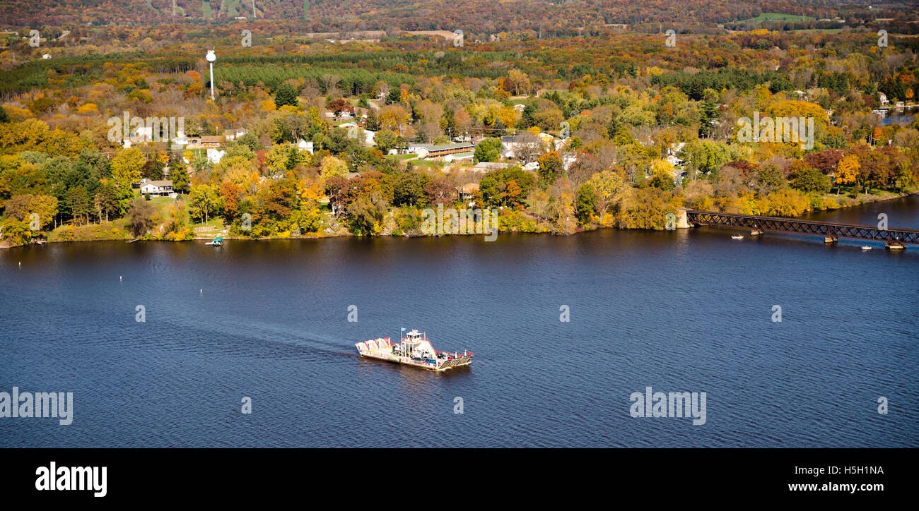 Merrimac ferry hi-res stock photography and images - Alamy