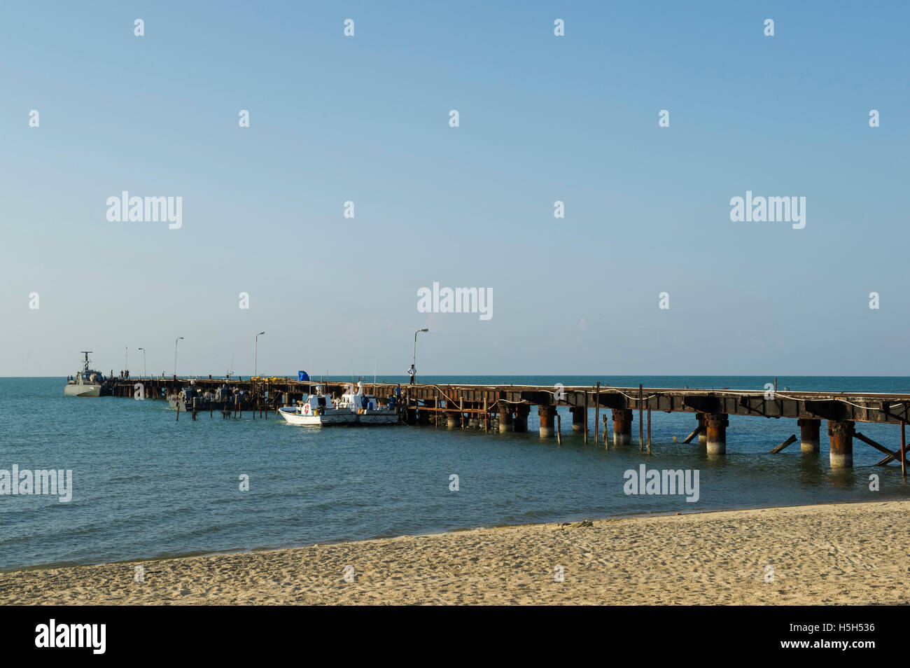 Pier, Talaimannar, Mannar Island, Sri Lanka Stock Photo - Alamy