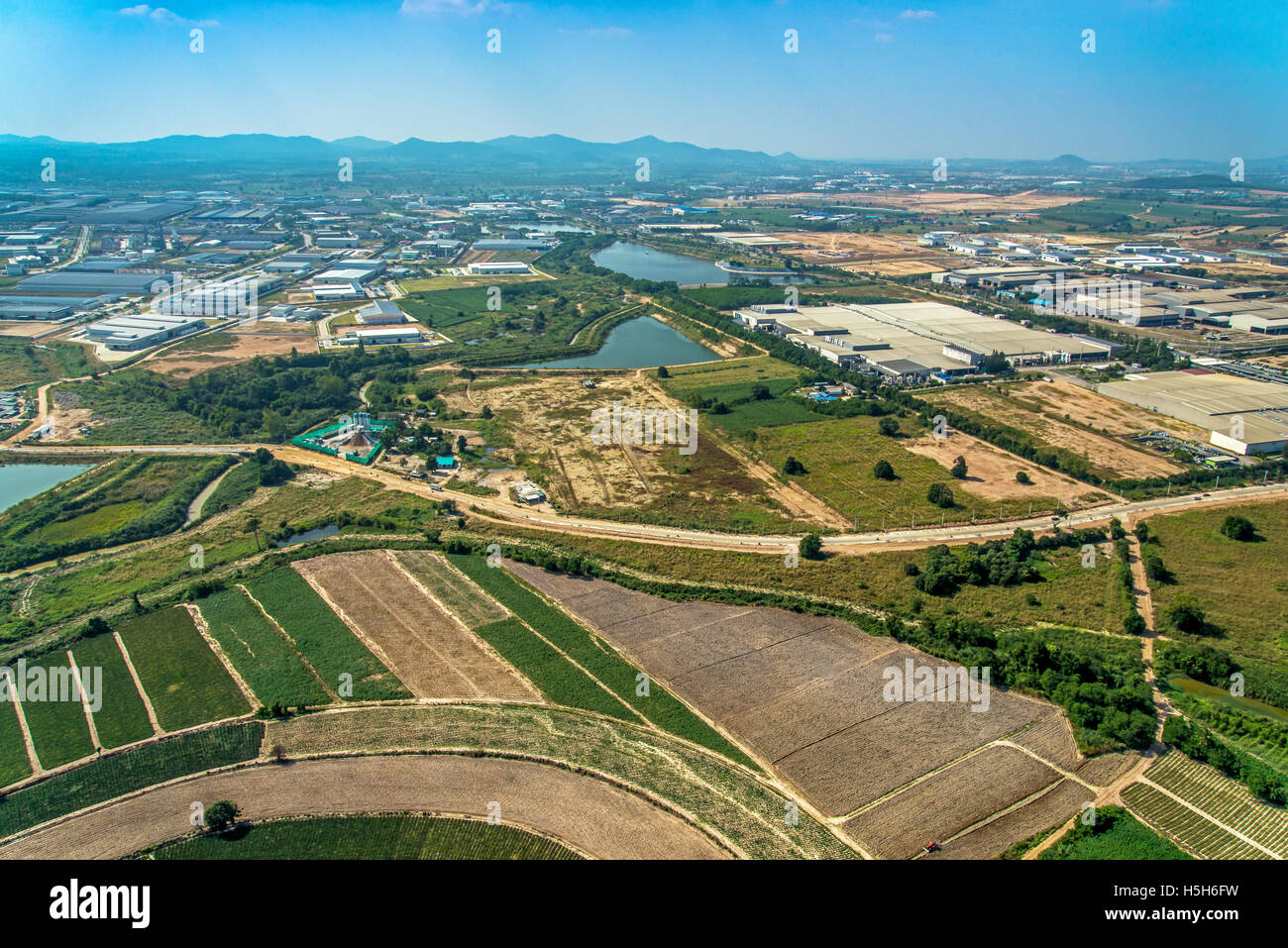 Industrial estate aerial hi-res stock photography and images - Alamy