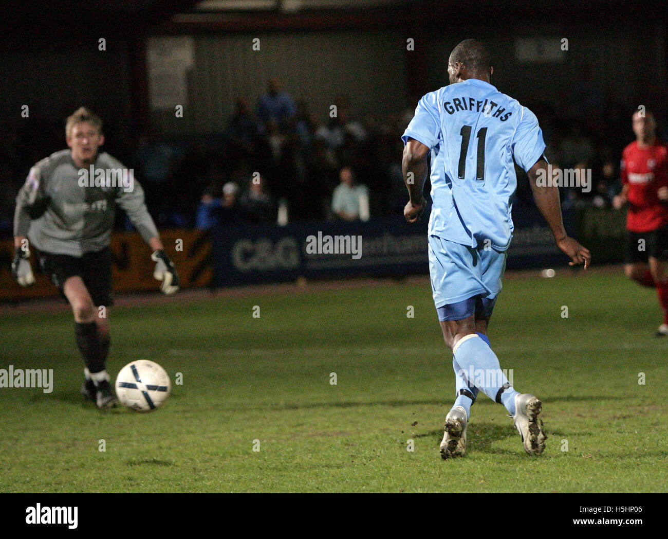 Kidderminster harriers goalkeeper hi-res stock photography and images ...