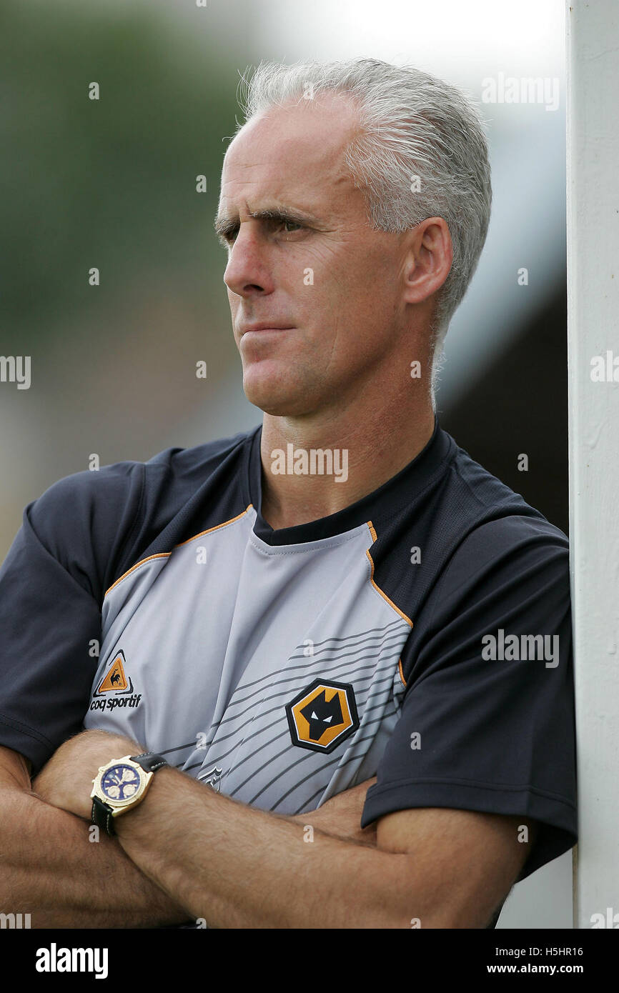 Wolverhampton wanderers fc manager hi-res stock photography and images ...