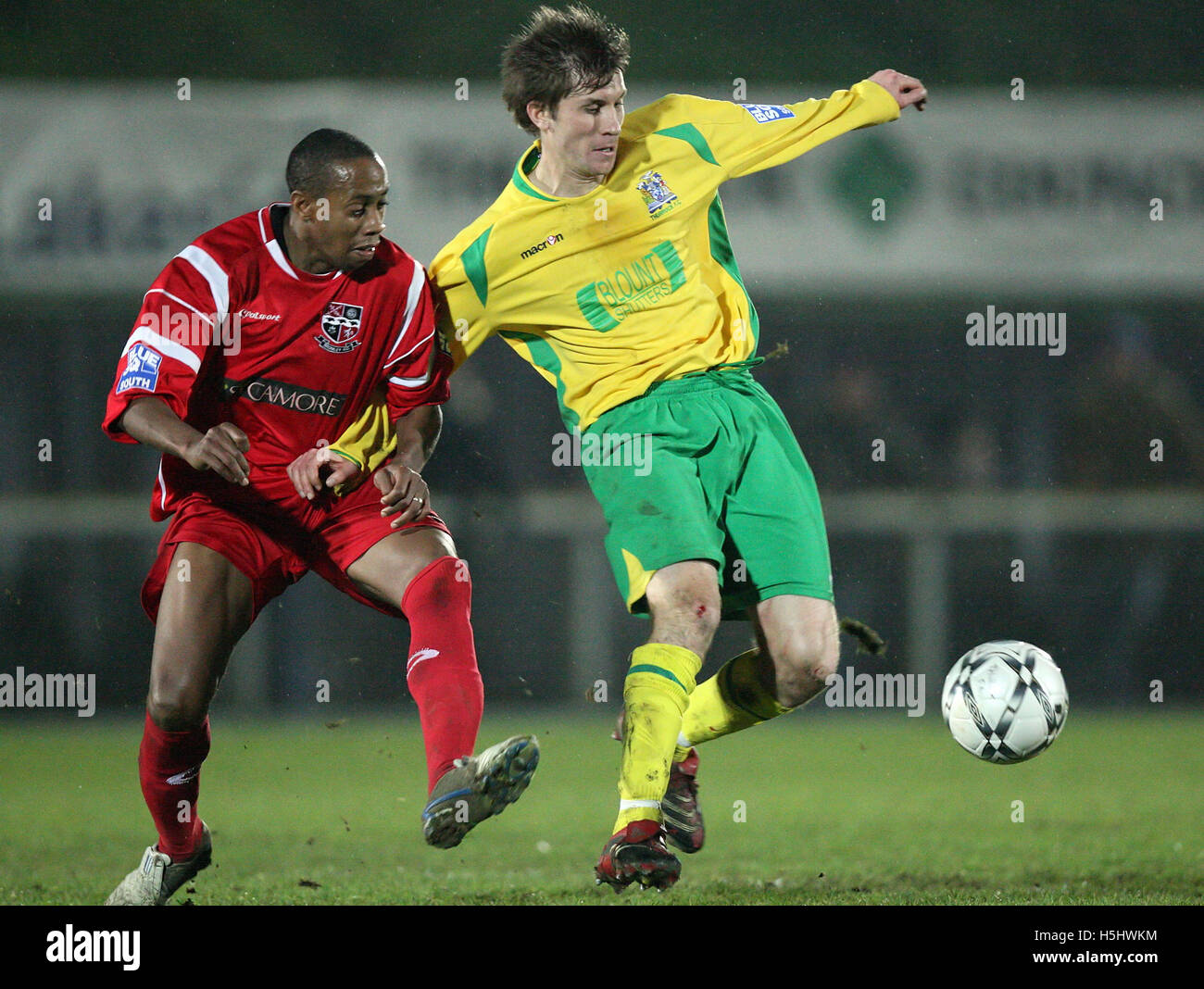 Bobby Bowry of Bromley (left) tussles with Greg Lincoln of Thurrock ...