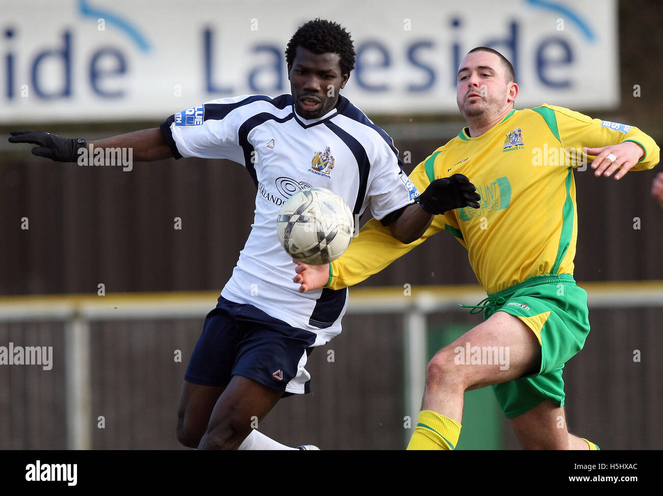 Akanni-Sunday Waisu of St Albans (left) tangles with Tim Cole of ...