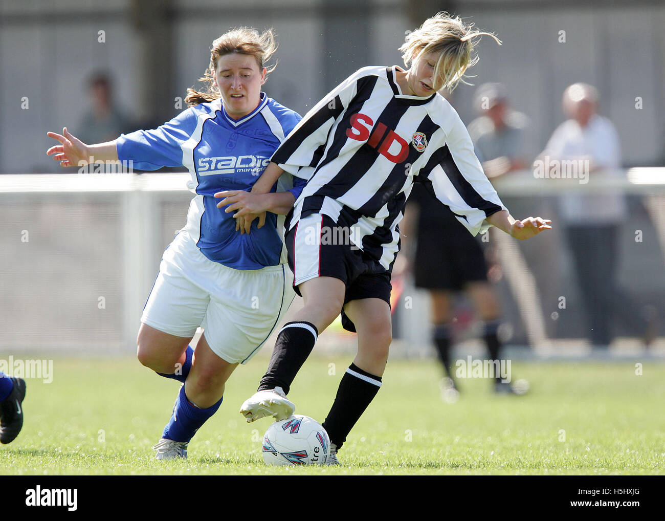 Tilbury fc hi-res stock photography and images - Alamy