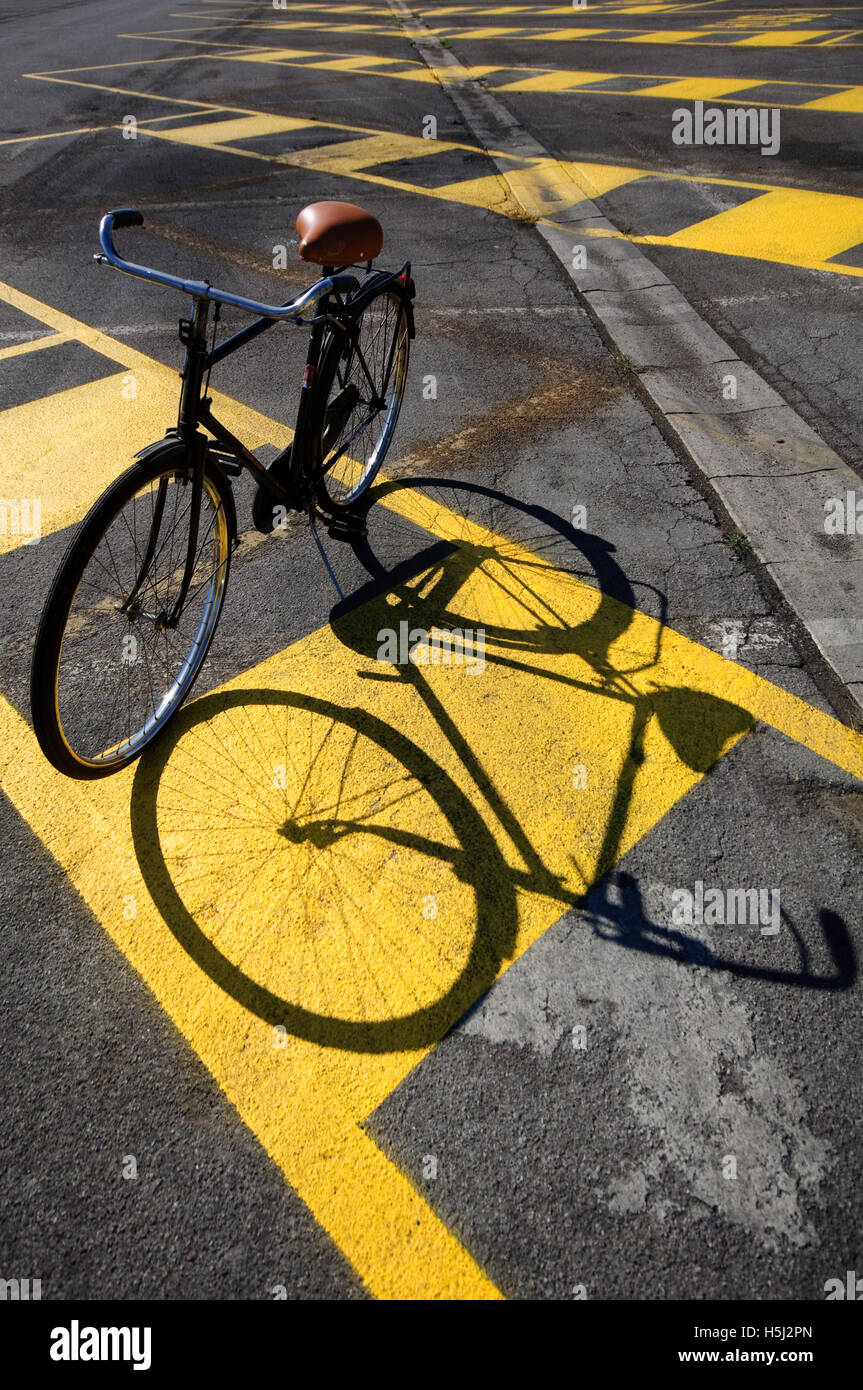 Shadow of a Bicycle Stock Photo - Alamy