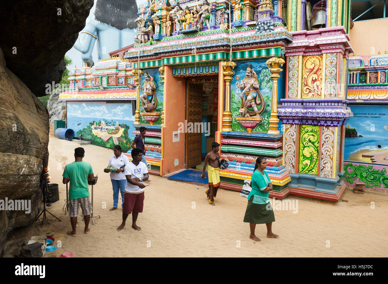 Koneswaram Kovil Hindu temple, Trincomalee, Sri Lanka Stock Photo - Alamy