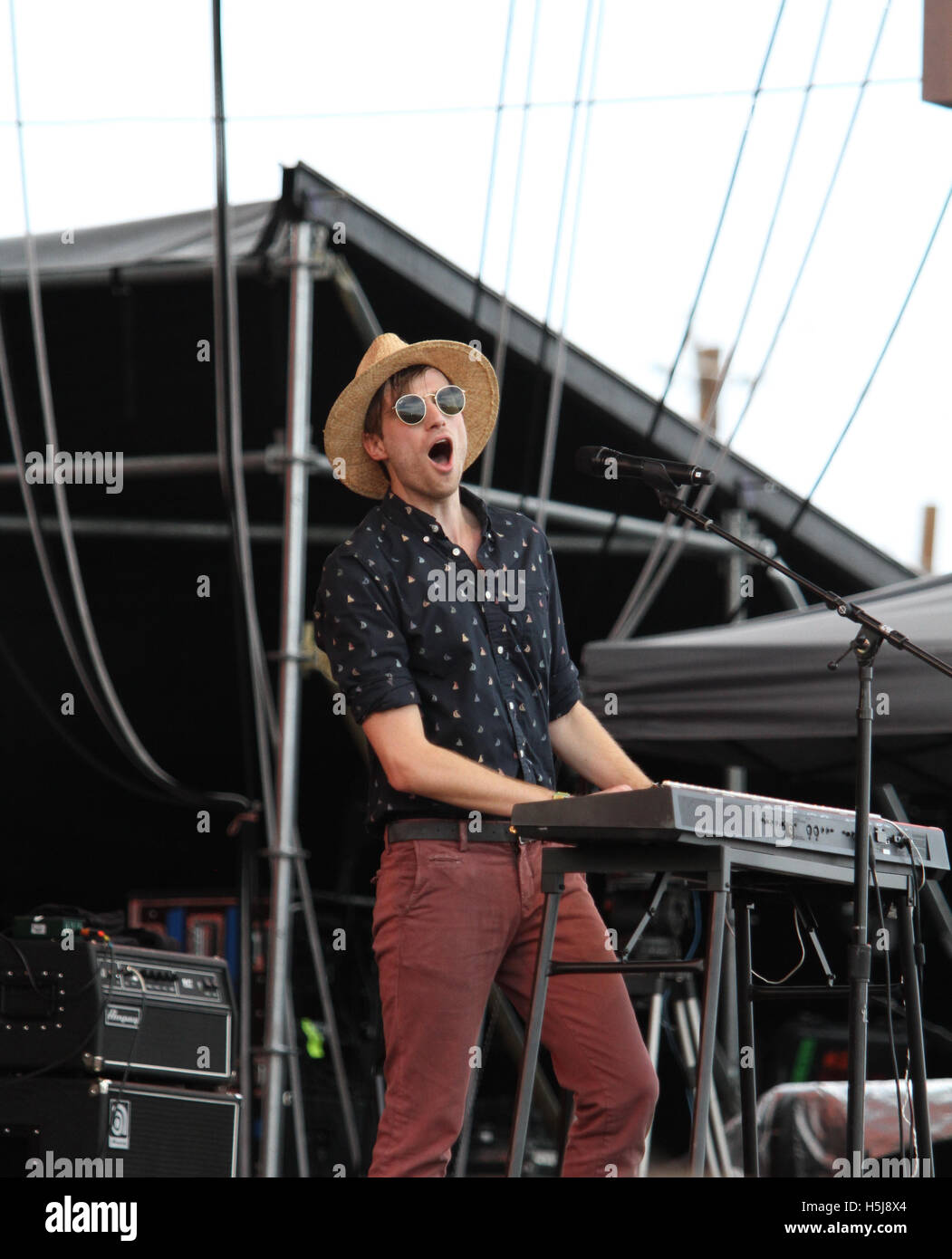 Lead singer a j jackson saint hi-res stock photography and images - Alamy