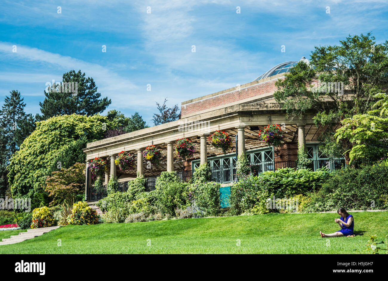 Sun sat hi-res stock photography and images - Alamy