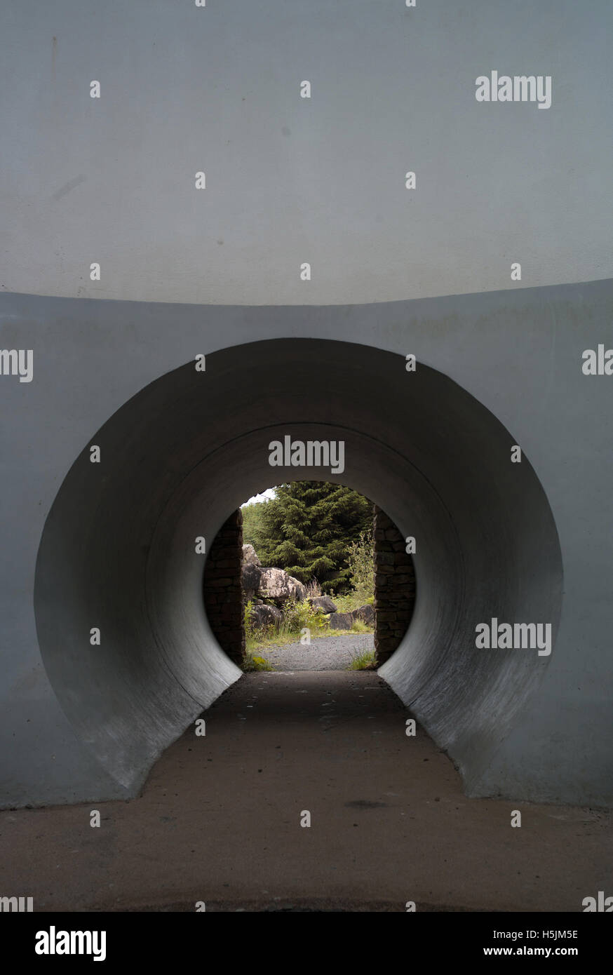 Skyspace sculptural artwork by James Turrell, Kielder, Northumberland ...