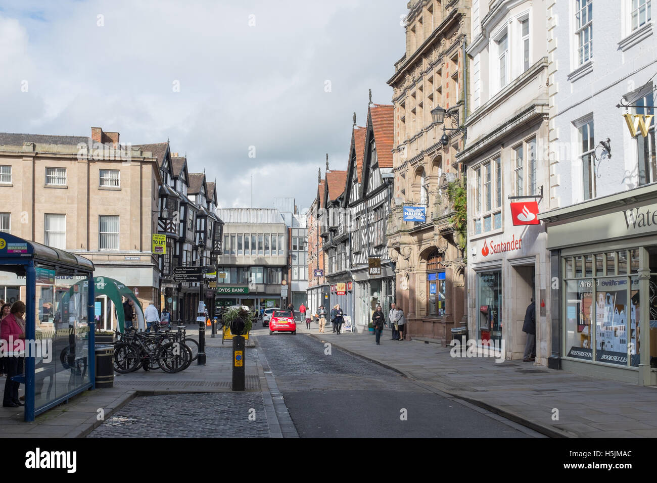 Shops on High Street, Shrewsbury Stock Photo - Alamy