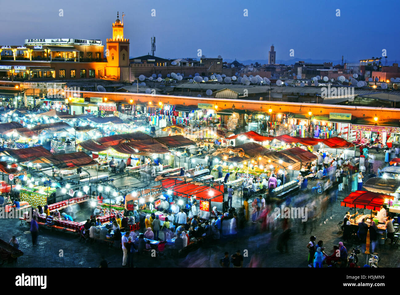 MARRAKESH, MOROCCO - SEPT 21, 2016: Jemaa el-Fnaa square in Medina of ...