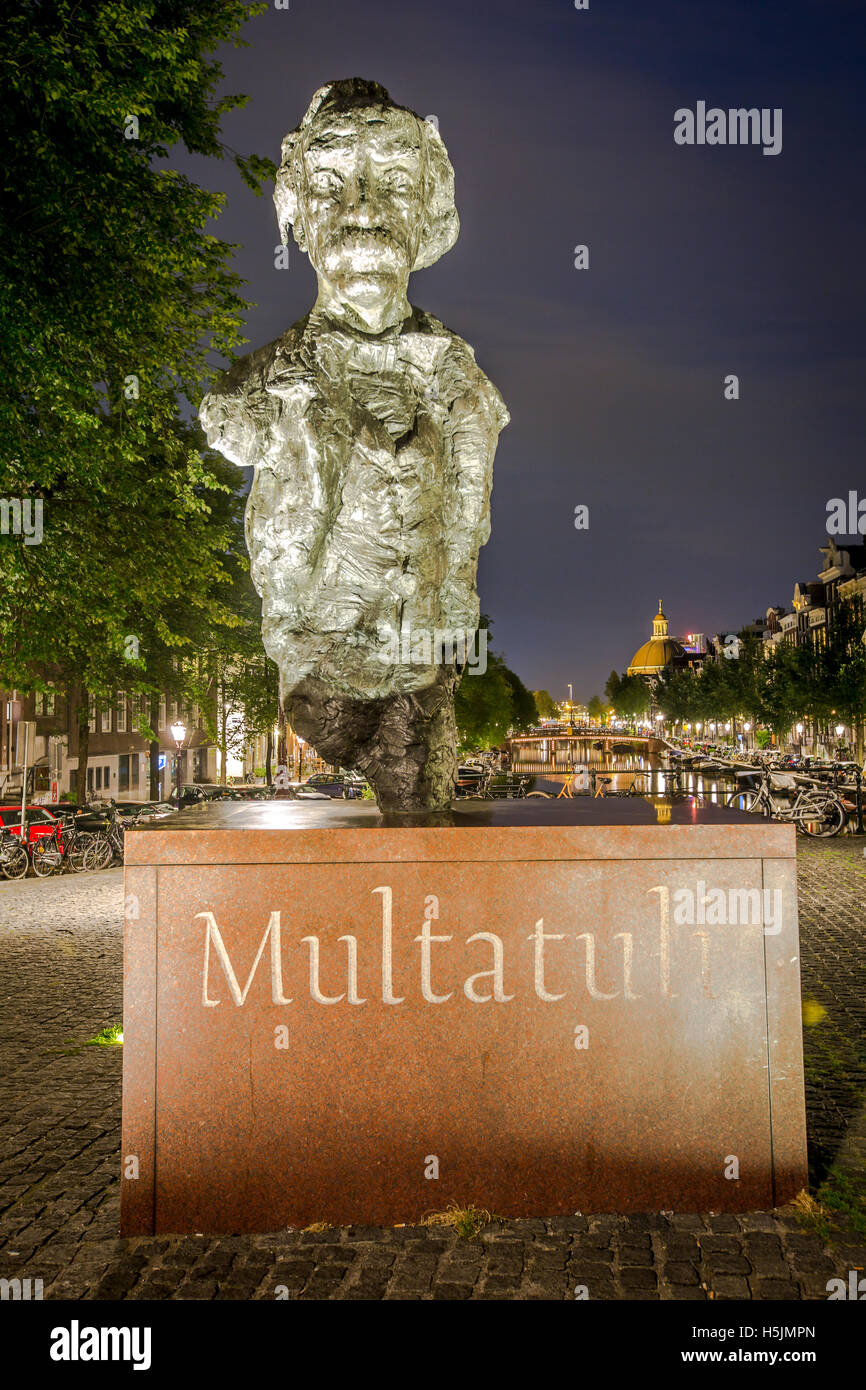 Multatuli statue amsterdam holland hi-res stock photography and images ...
