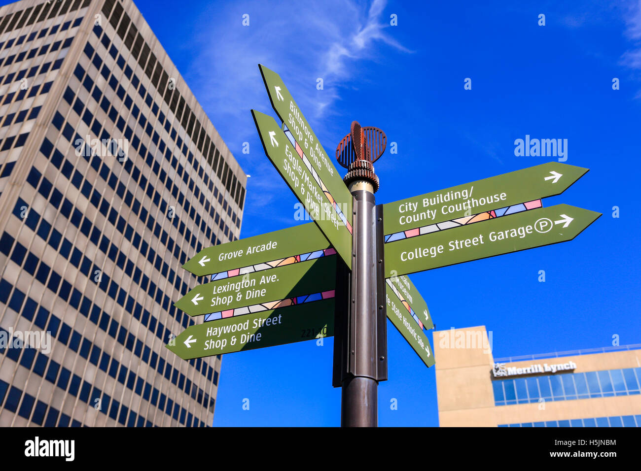 Multiple street signs hi-res stock photography and images - Alamy