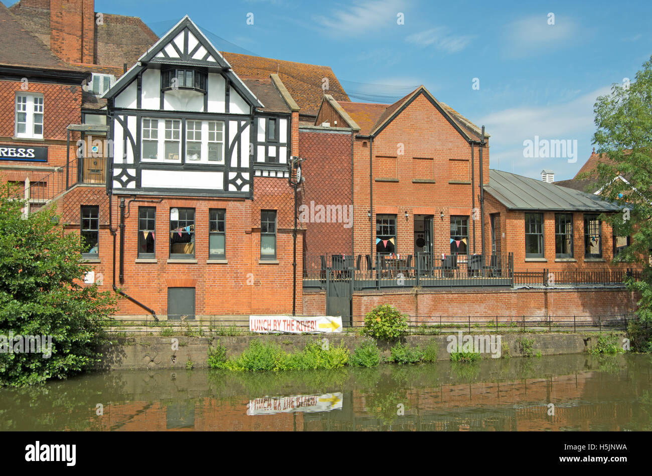 Tonbridge river medway hi-res stock photography and images - Alamy