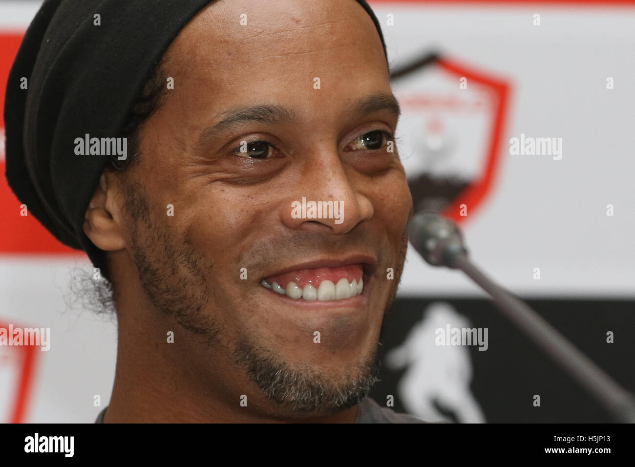 Ronaldinho Bad Teeth