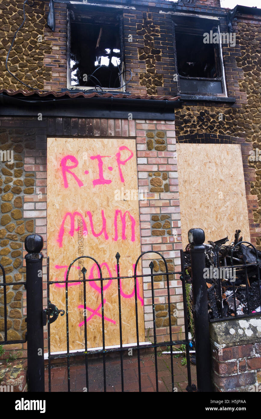 Death house hi-res stock photography and images - Alamy