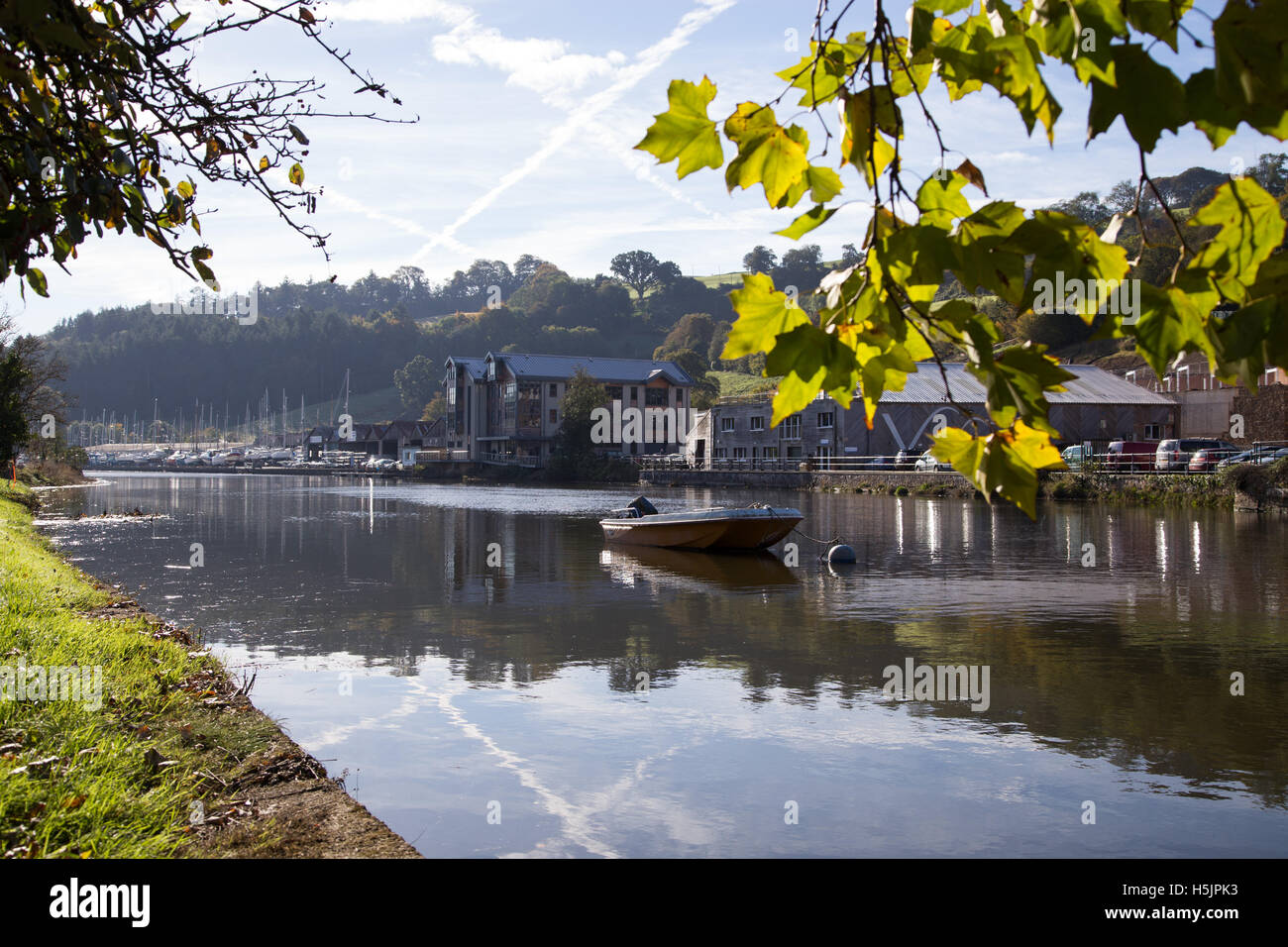 The river dart boat hi-res stock photography and images - Alamy