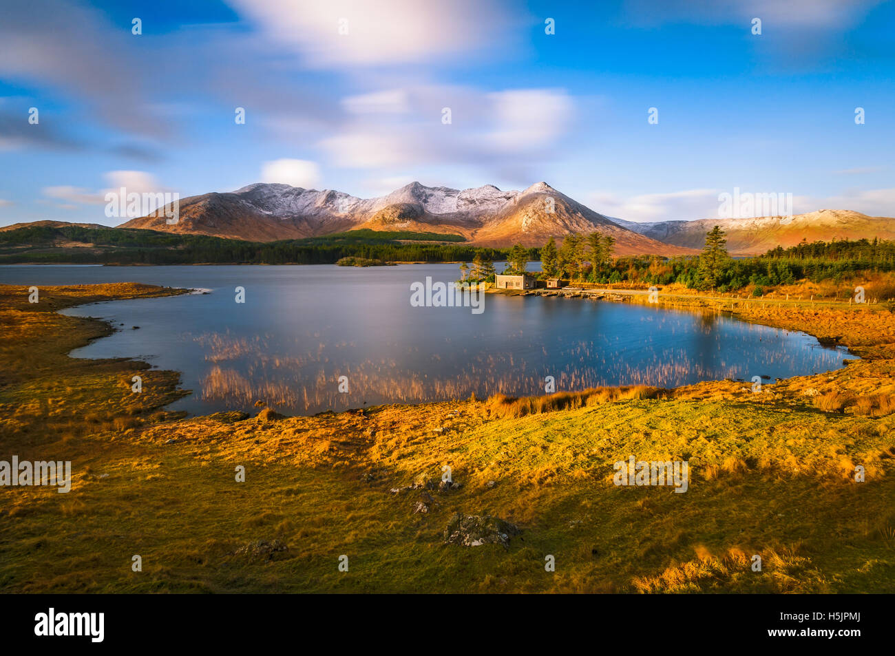 Lough inagh hi-res stock photography and images - Alamy