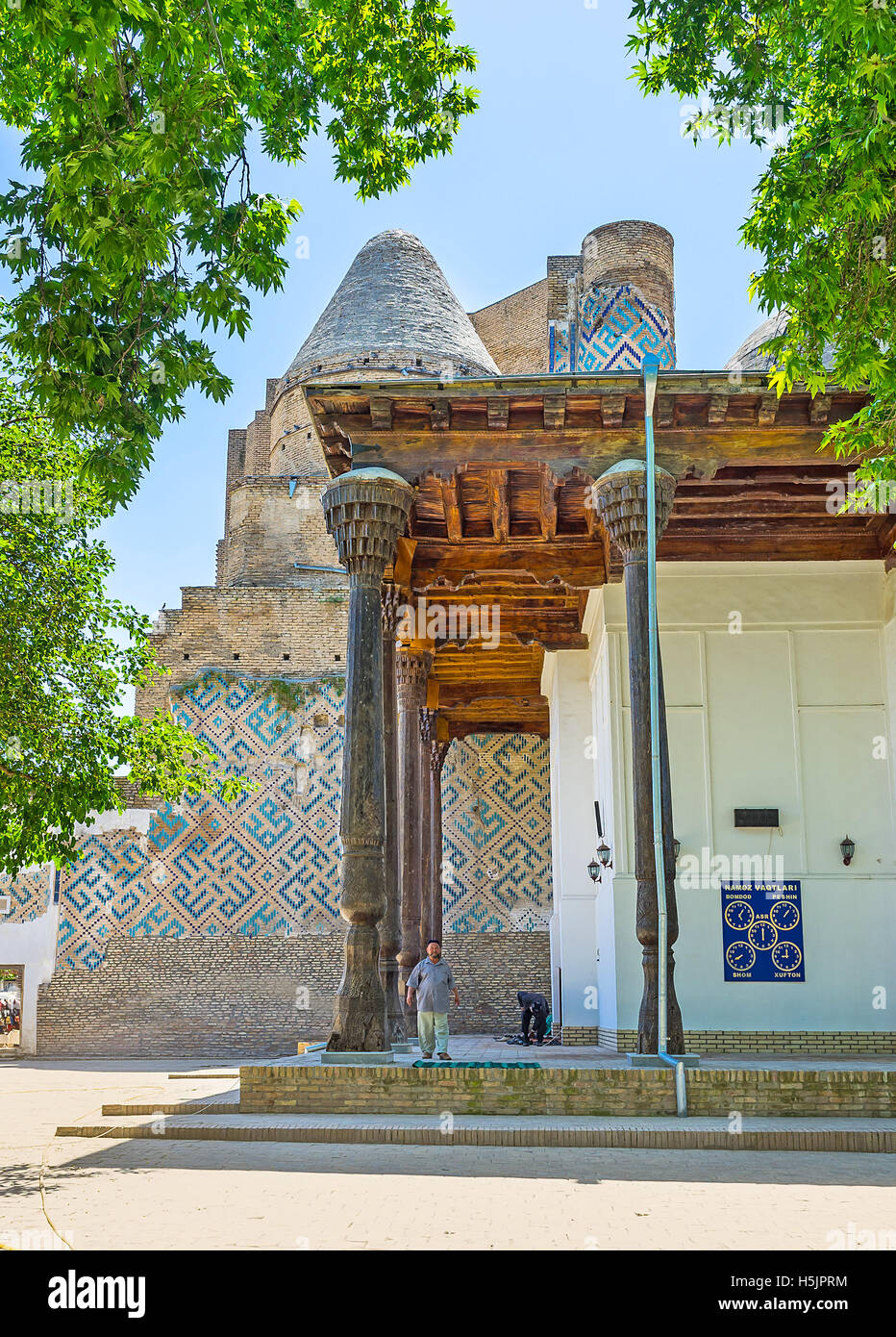 The carved wooden pillars of the mosque's veranda of Hazrati Imam ...