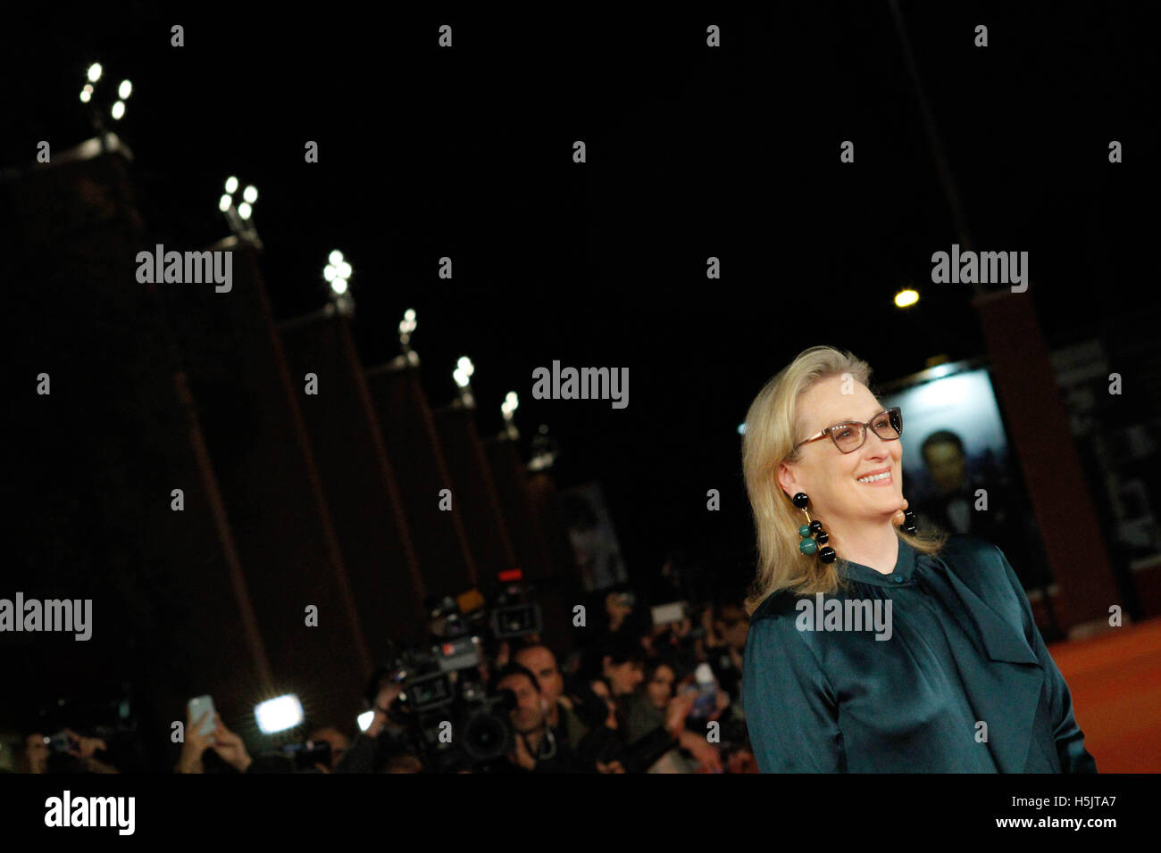 Italy. 20th Oct, 2016. Meryl Streep at the red carpet for the eighth ...