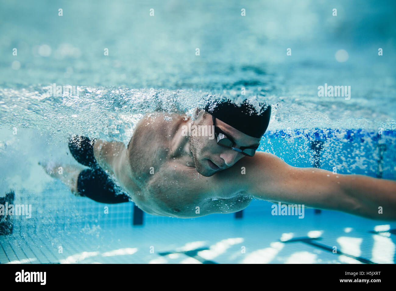Swimmer underwater hi-res stock photography and images - Alamy