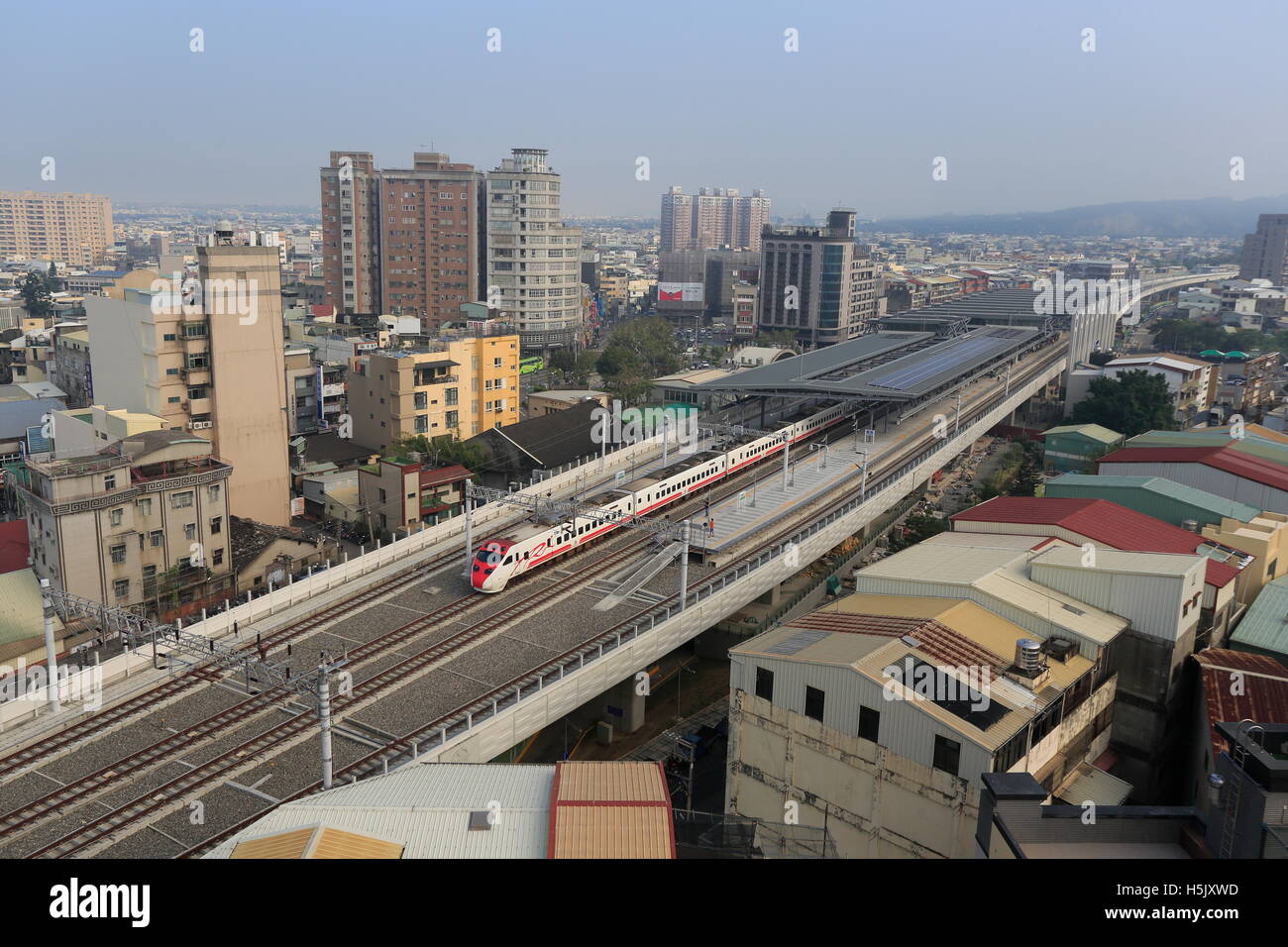 New train station in Taichung, Taiwan Stock Photo - Alamy