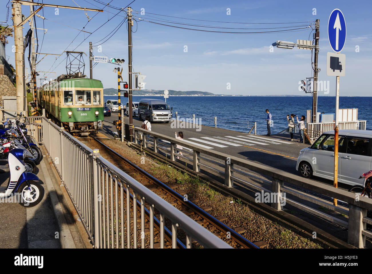 Enoden railway hi-res stock photography and images - Alamy