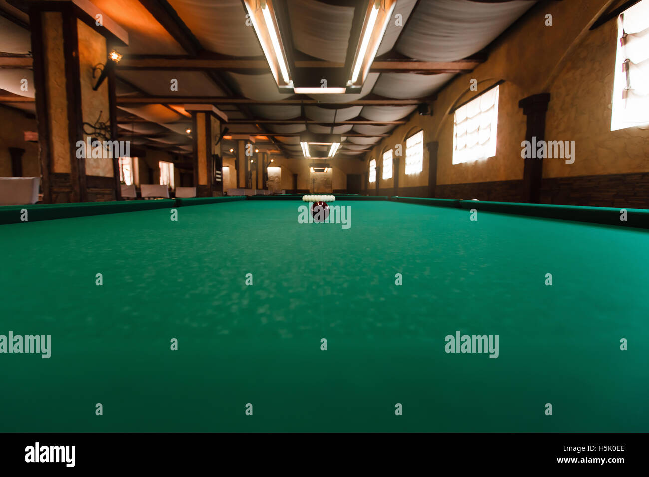 Night cafe with pool table hi-res stock photography and images - Alamy