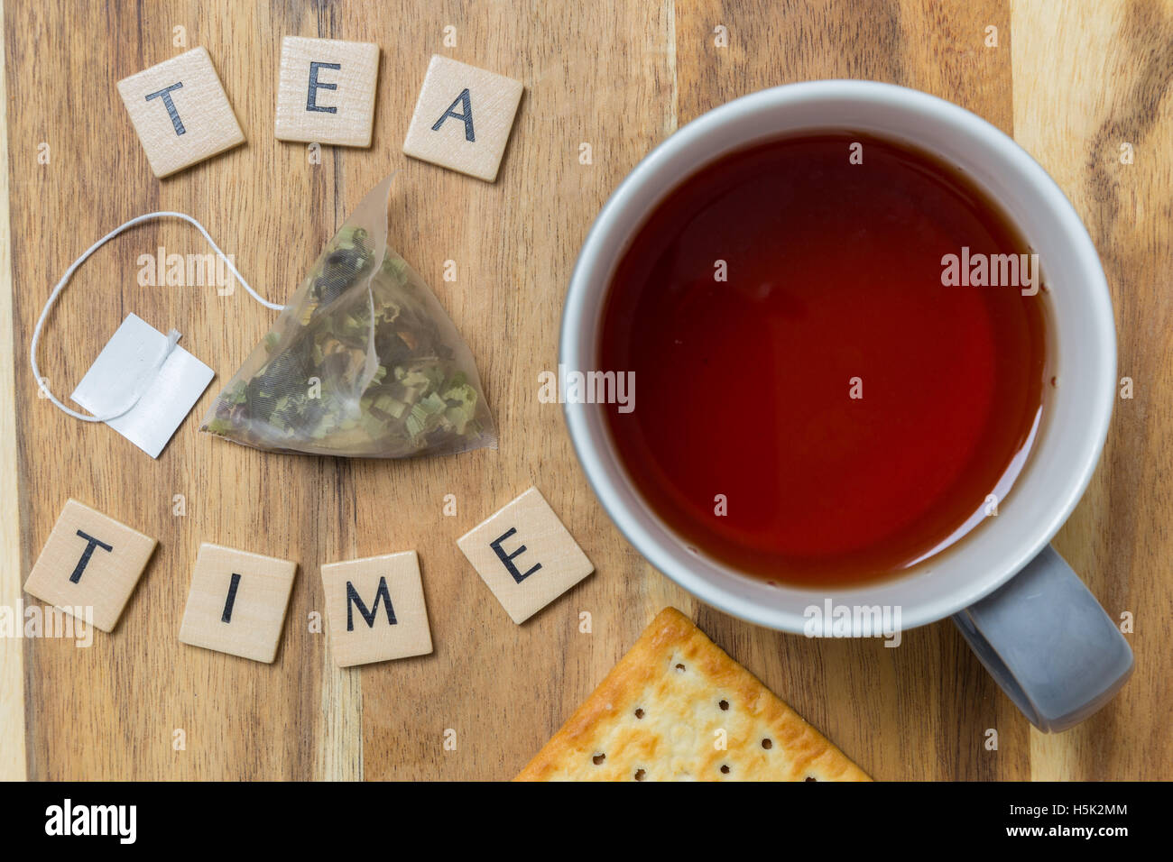 Tea time background on wood Stock Photo - Alamy
