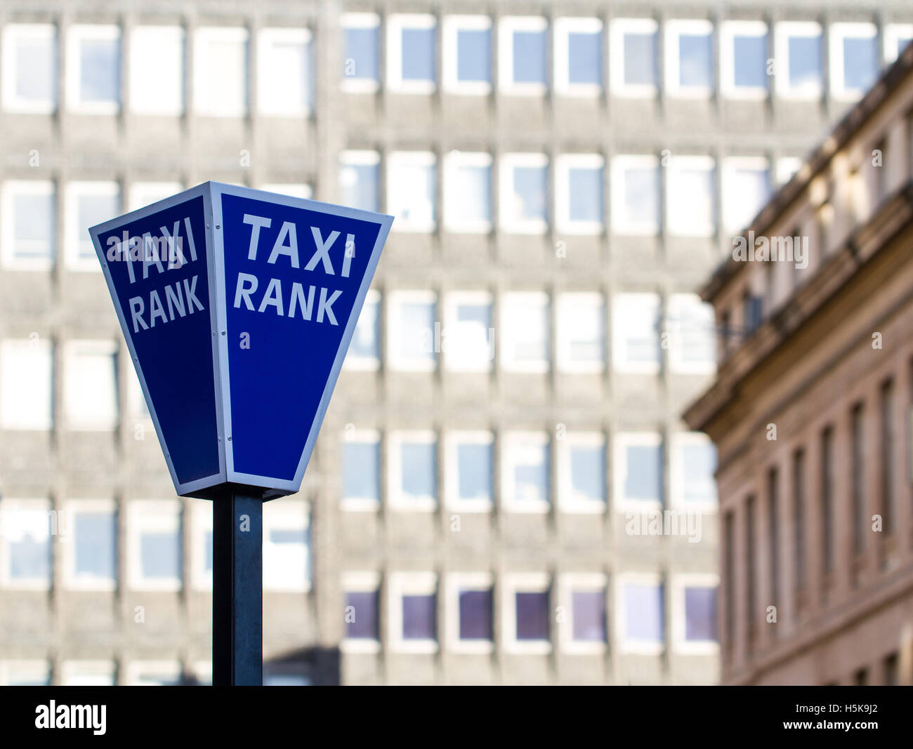 Taxi rank sign hi-res stock photography and images - Alamy