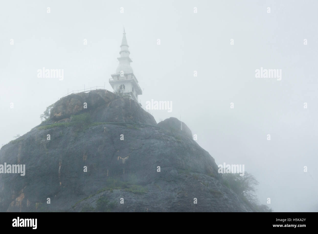 Dimbulagala Buddhist Monastery, Near Polonnaruwa, Sri Lanka Stock Photo ...