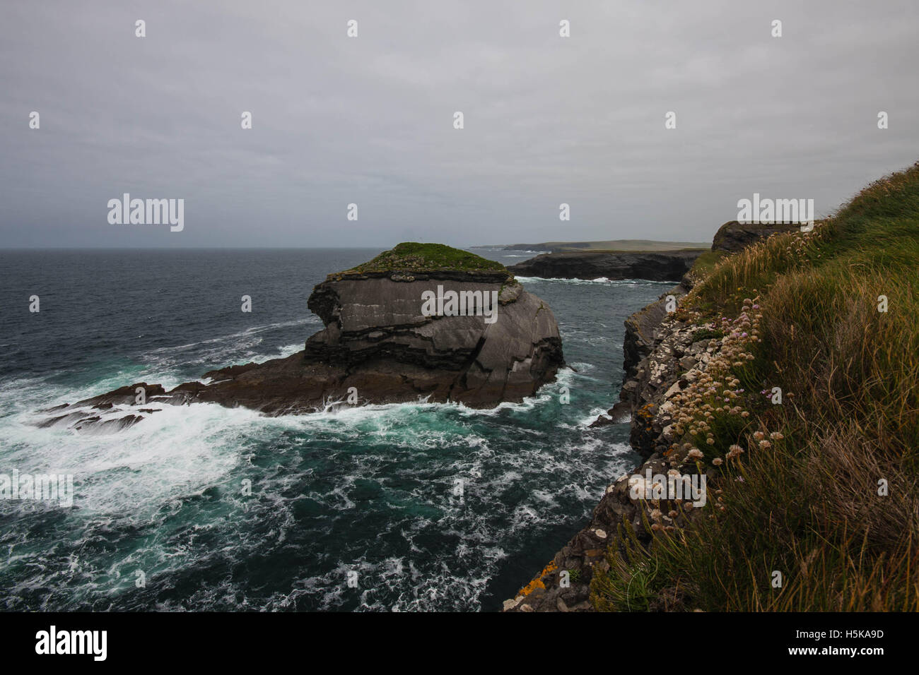 Kilkee Beach High Resolution Stock Photography and Images - Alamy