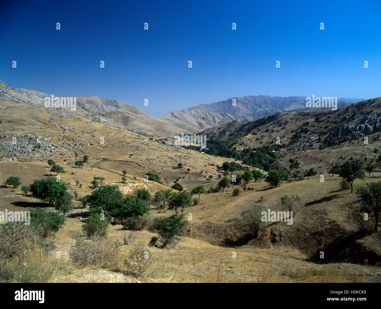 Zeravshan range hi-res stock photography and images - Alamy