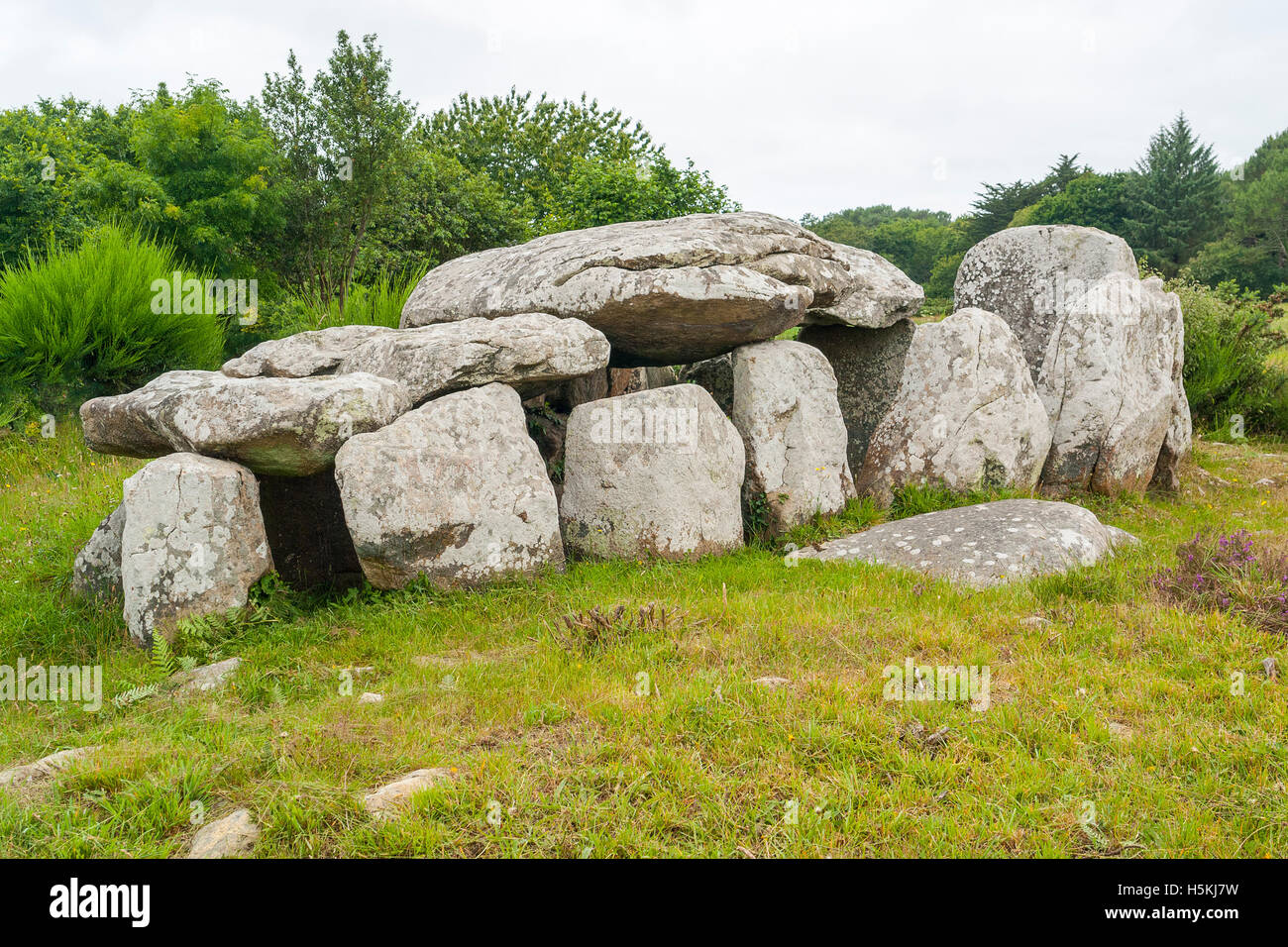 Breton dolmen hi-res stock photography and images - Alamy
