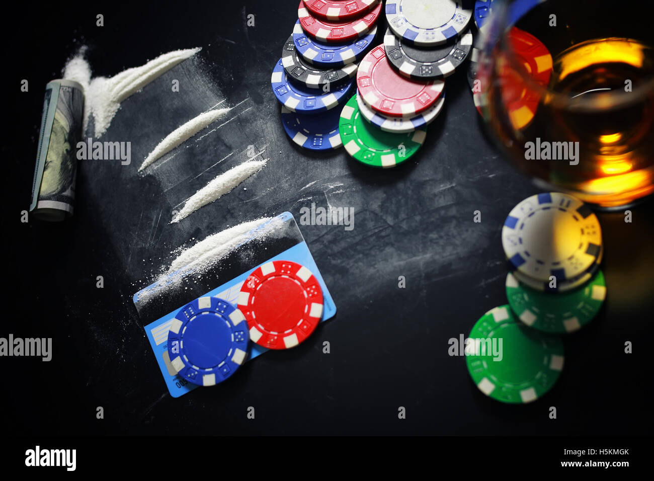 Party drugs wood hi-res stock photography and images - Alamy