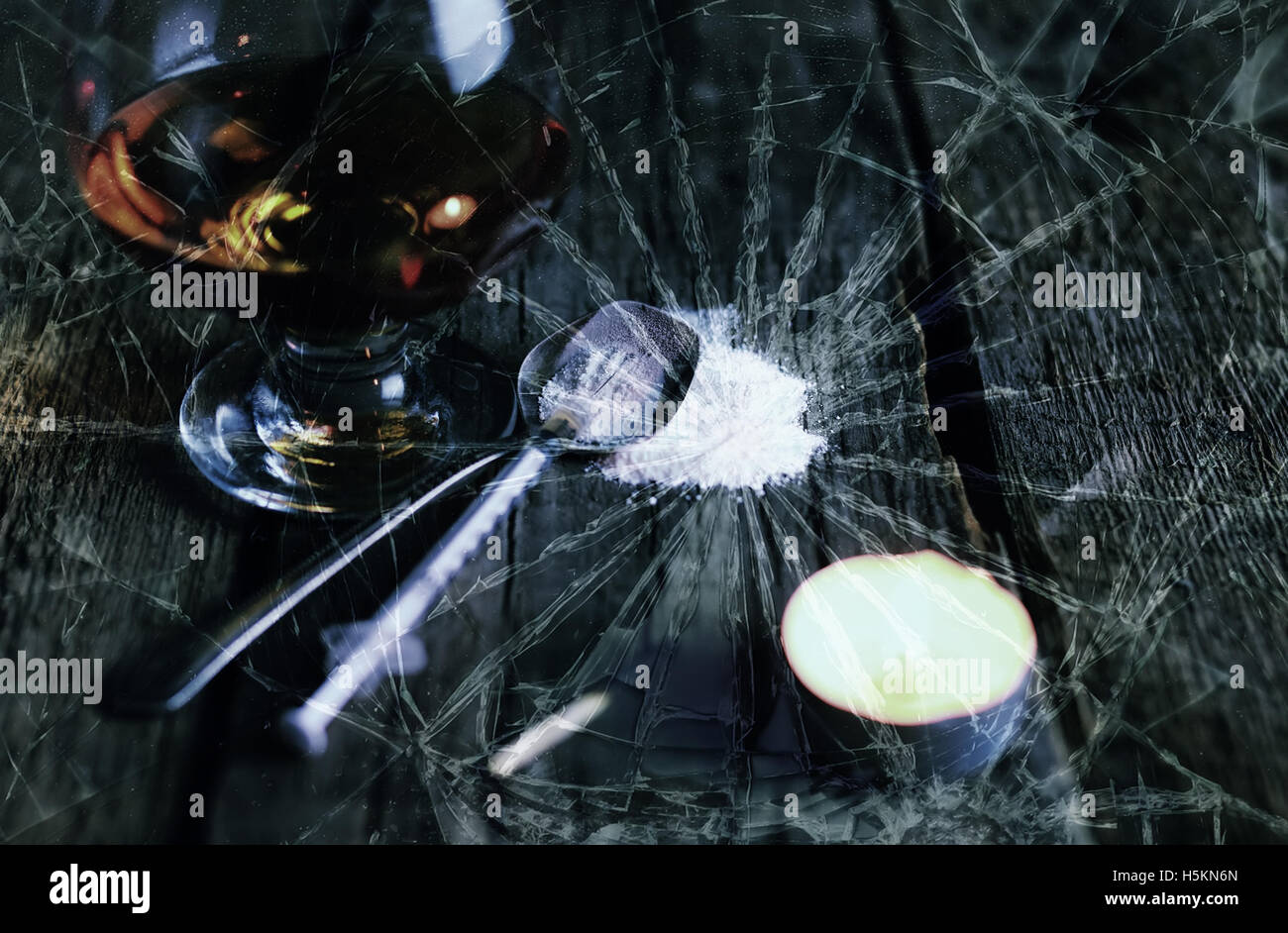 concept crack glass drug syringe spoon Stock Photo - Alamy